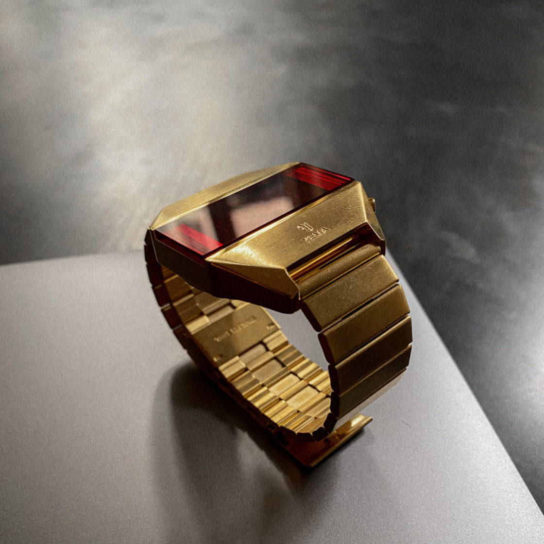 Test & Avis : la montre YEMA led gold ! | Edgard