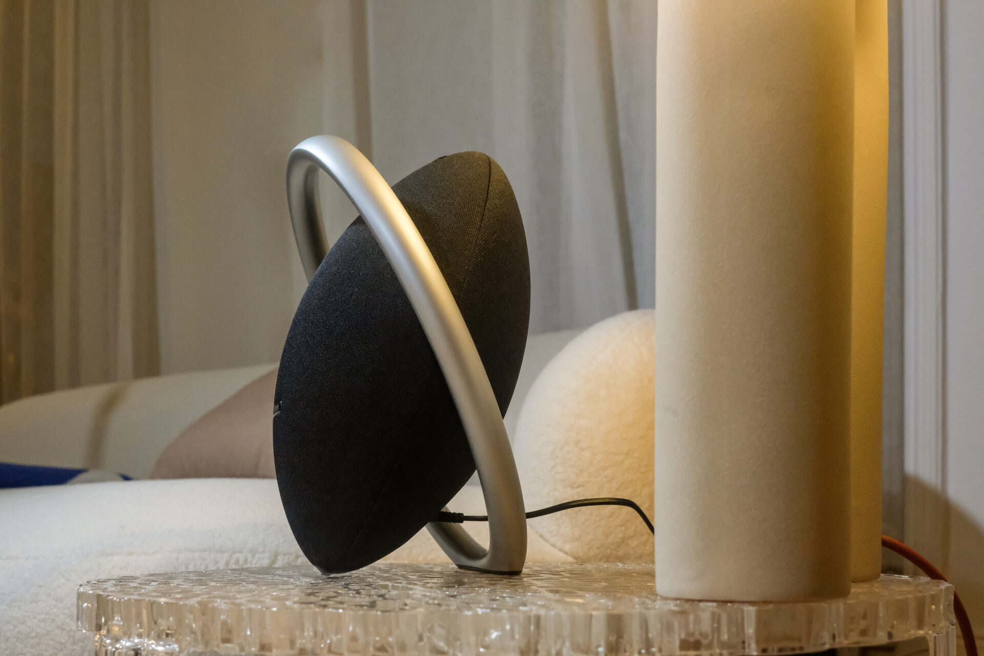 Test & Avis : L’enceinte Onyx Studio 8 de salon Harman Kardon | Edgard ...